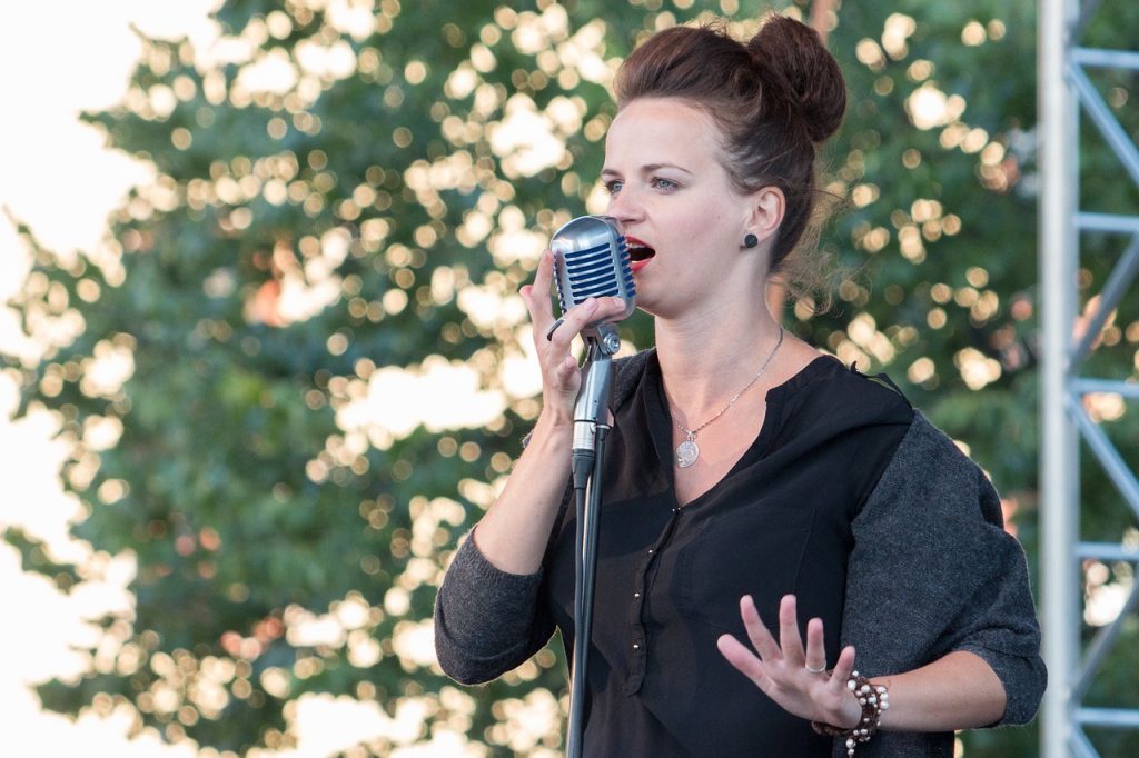 “What’s My Style? Part 1” by Jeannie Deva – Artists For A Better World ...